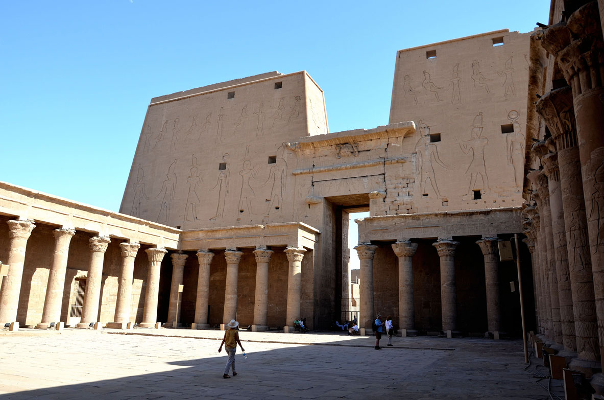 El mundo de Avekrénides. : TEMPLO DE EDFU. EGIPTO.