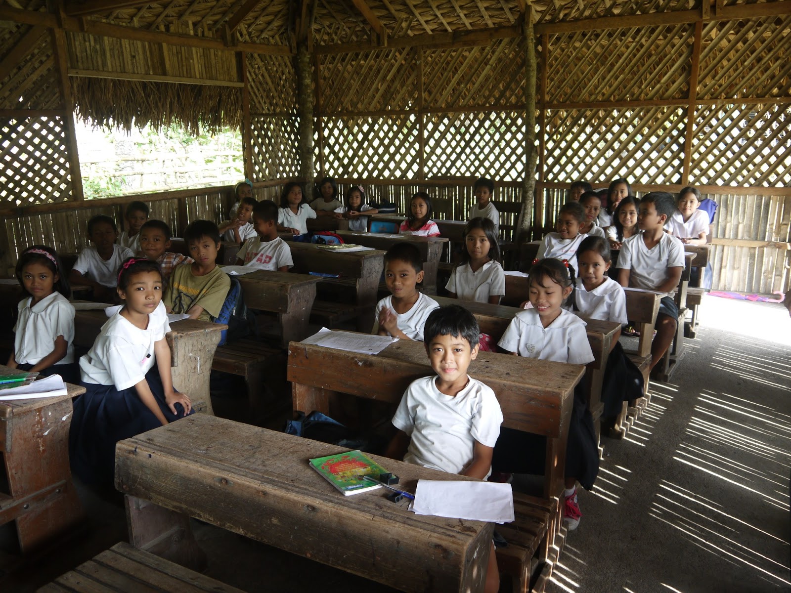 kathryn's blog: Nipa Hut As A Classroom