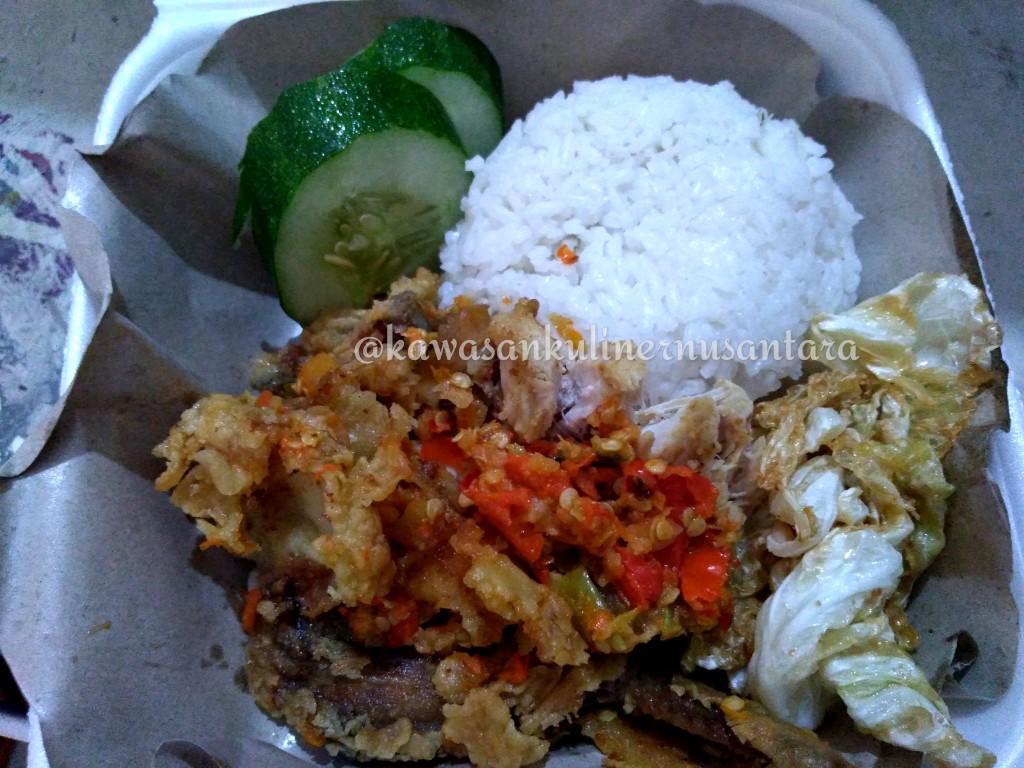 Resep Masakan Ayam Geprek Gurih Pedas Kawasan Kuliner Nusantara