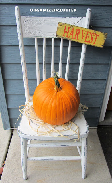 Fall Outdoor Decor - Organized Clutter