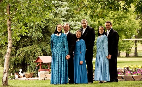 CONEXIUNI: aprilie 2015