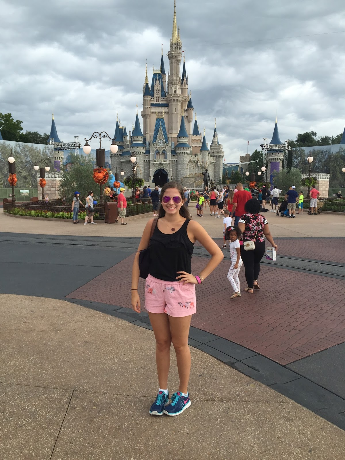 Disney Day 2! | Tall and Preppy