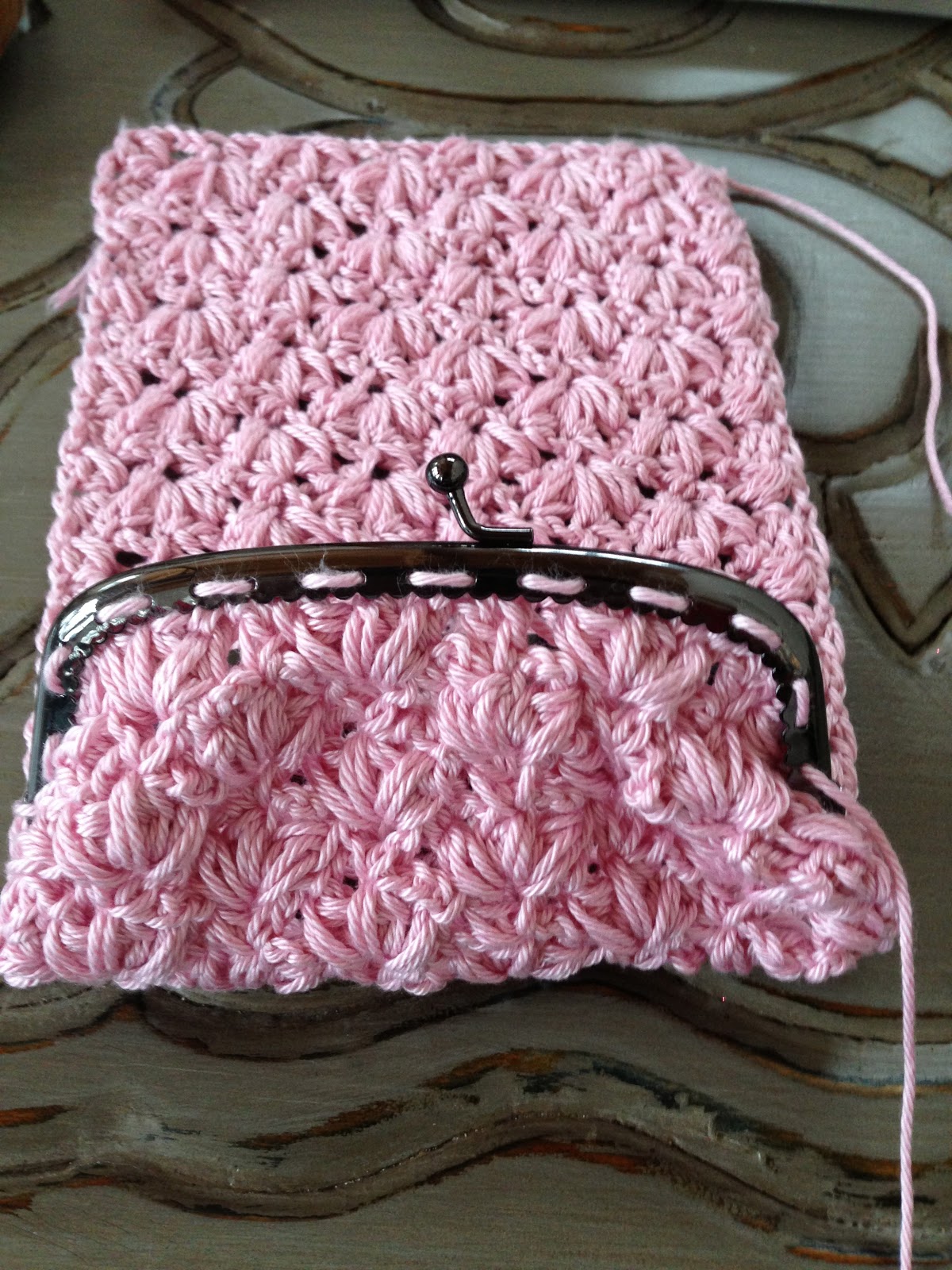 Annoo's Crochet World: Shabby Chic Evening Purse Free Pattern