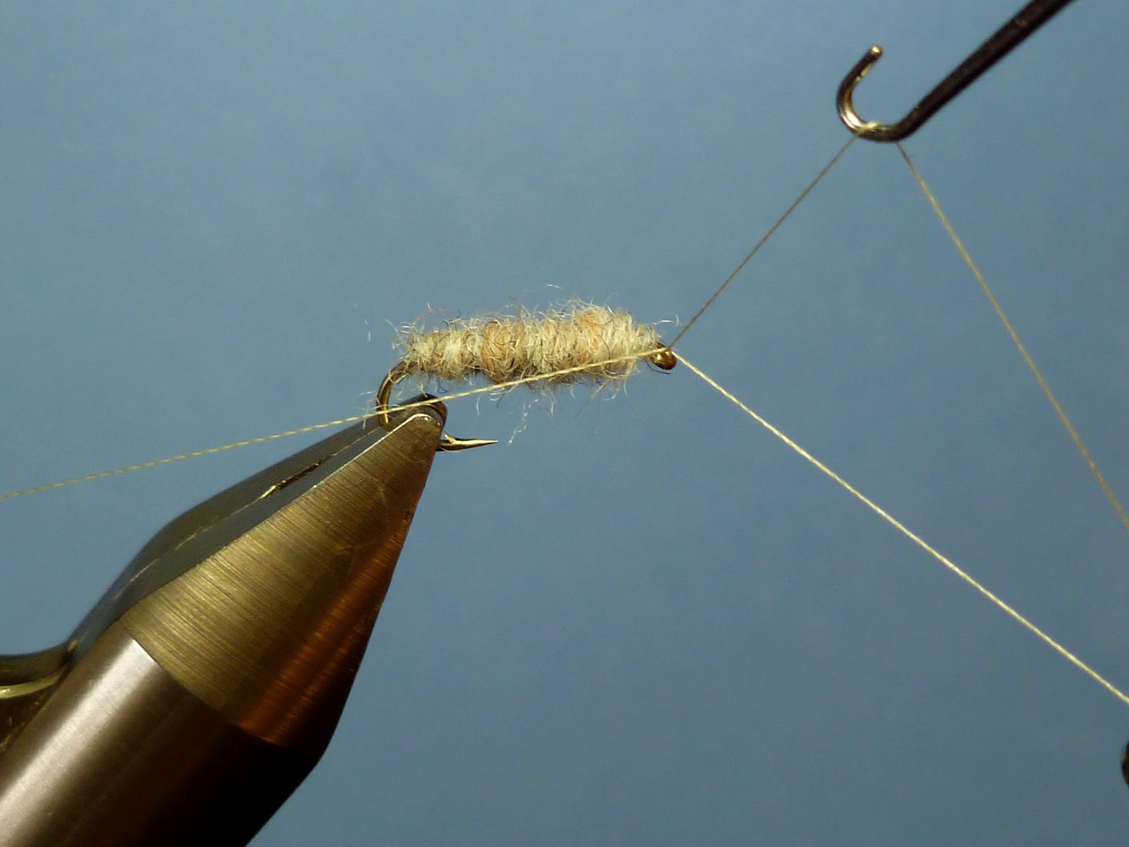 tying my version of Walt's Worm a step-by-step