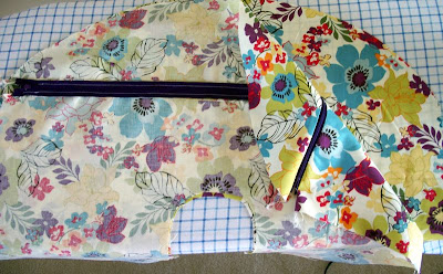 Katie.J.Gibson: Boppy Cover Tutorial