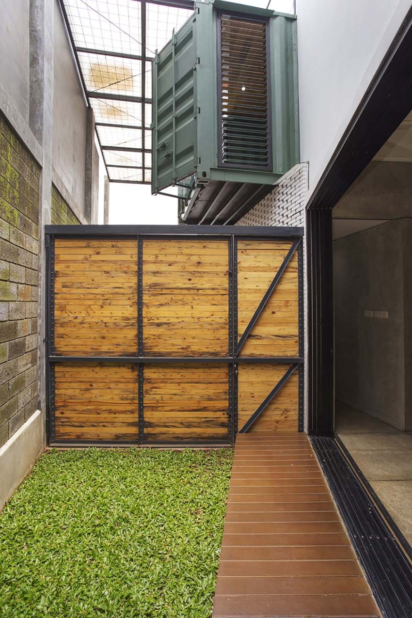 4 contêineres - uma casa