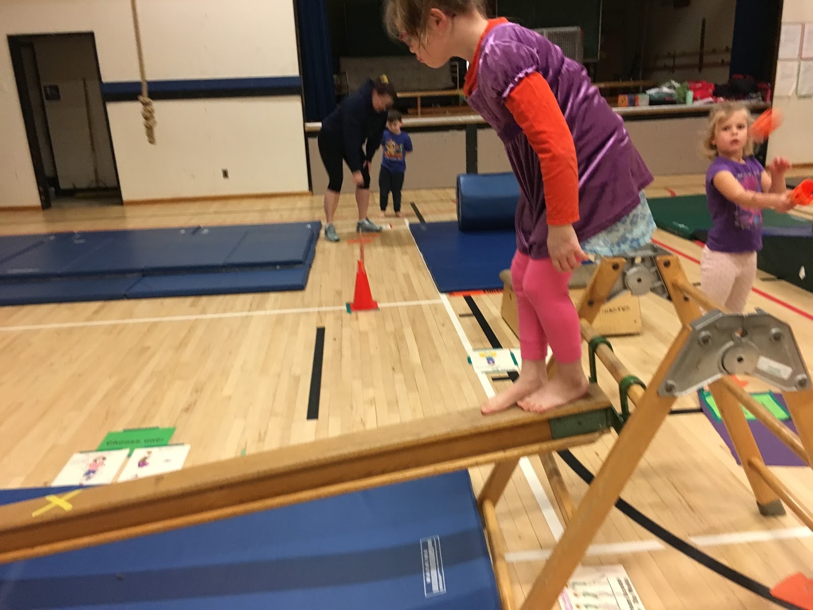 Ms Spofforth's Kindergarten: Last Gymnastics and Hundreds Projects