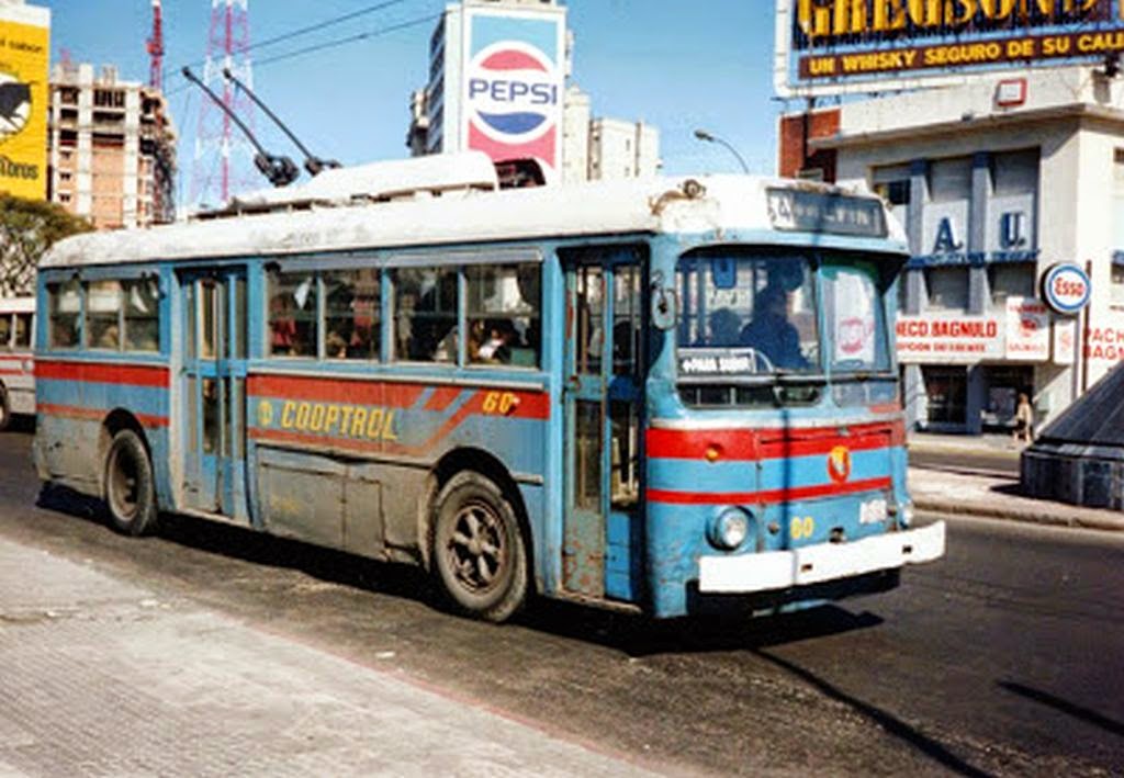 NIGHTWALKER: OMNIBUS ELECTRICOS DE MONTEVIDEO Trolley Bus