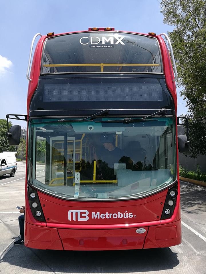 Conociendo los nuevos Metrobuses de dos pisos de Reforma