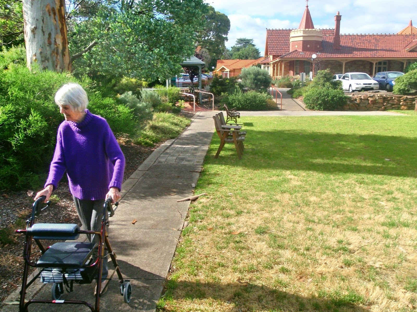 Noreen Stokes O.A.M. (1917-2012). Pianist, Teacher, Mother