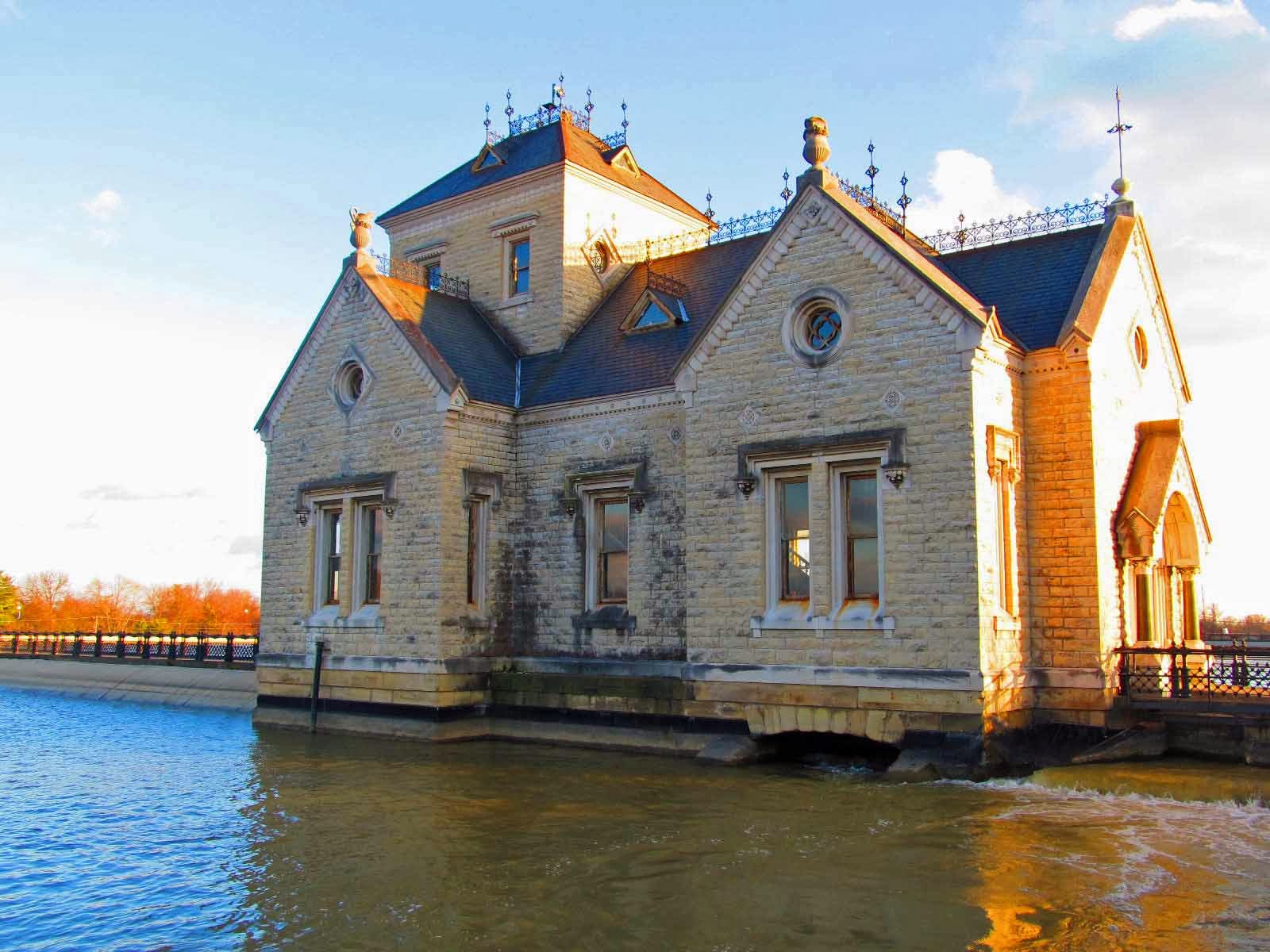 Summit Musings: Best of 2013 - February Photography - Gothic Gatehouse