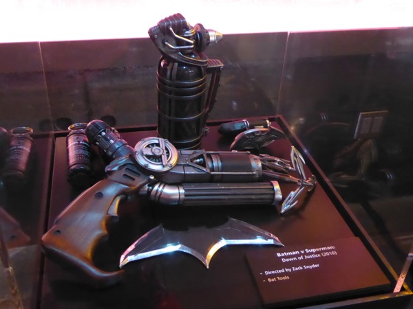 Hollywood Movie Costumes and Props: Ben Affleck's Grey Batsuit from ...