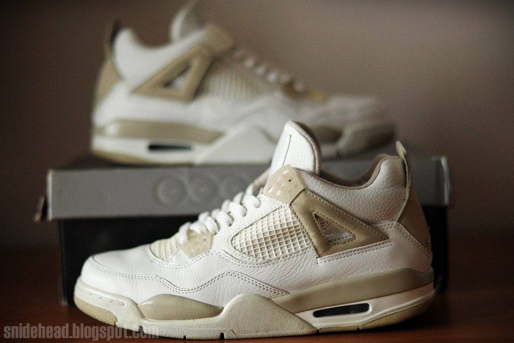 sold | 2006 WMNS AIR JORDAN 4 RETRO sand us8 (wmns us9)