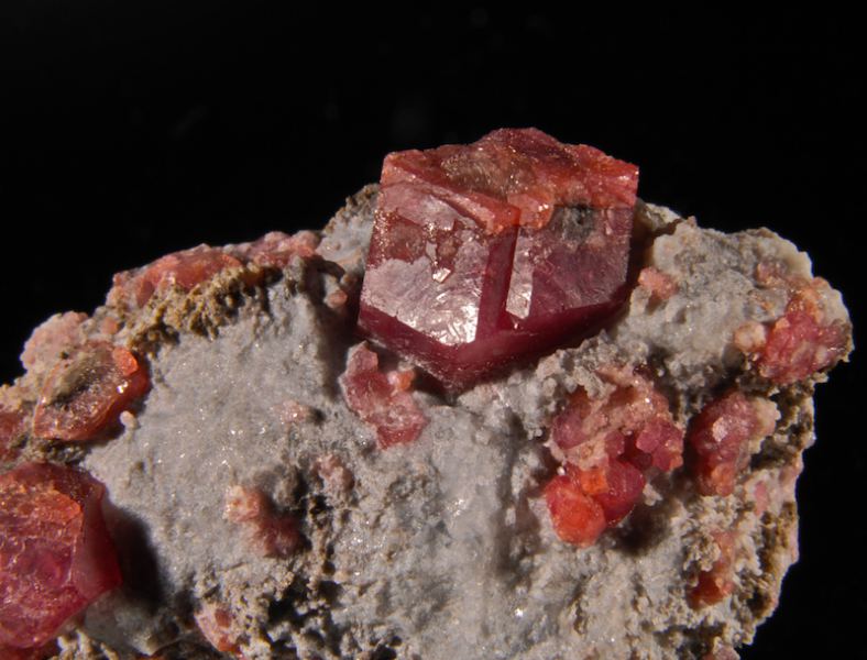 Learning Geology: Grossular