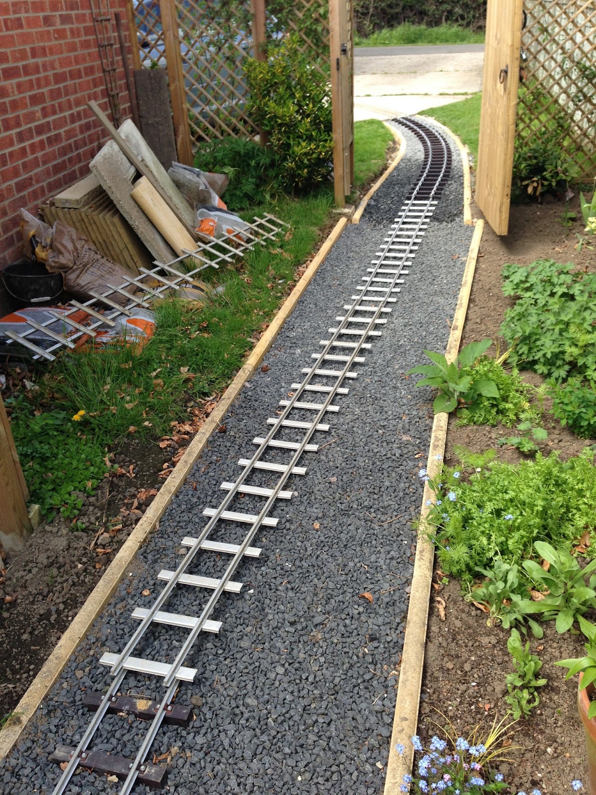 Great Woodchurch Railway: Construction