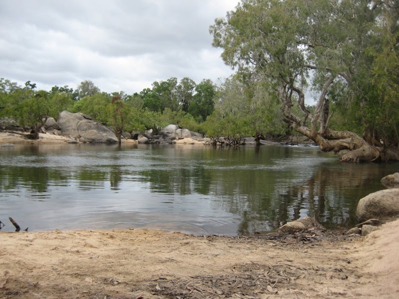 Robbiebago Adventures: Archer River Roadhouse