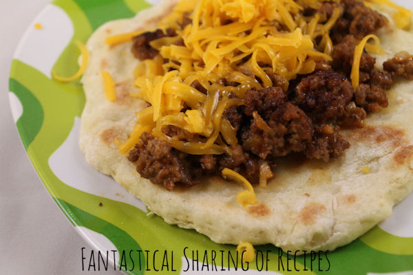 Fantastical Sharing of Recipes: Cheeseburger Flatbread Melts
