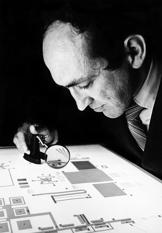 Random Access Memory: El inventor de la Memoria Ram "Dinamica"