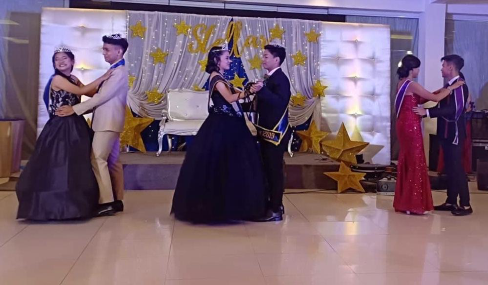 Batches 2021, 2022, nagmistulang bituin sa JS Prom 2019 | Ang Aninag Online