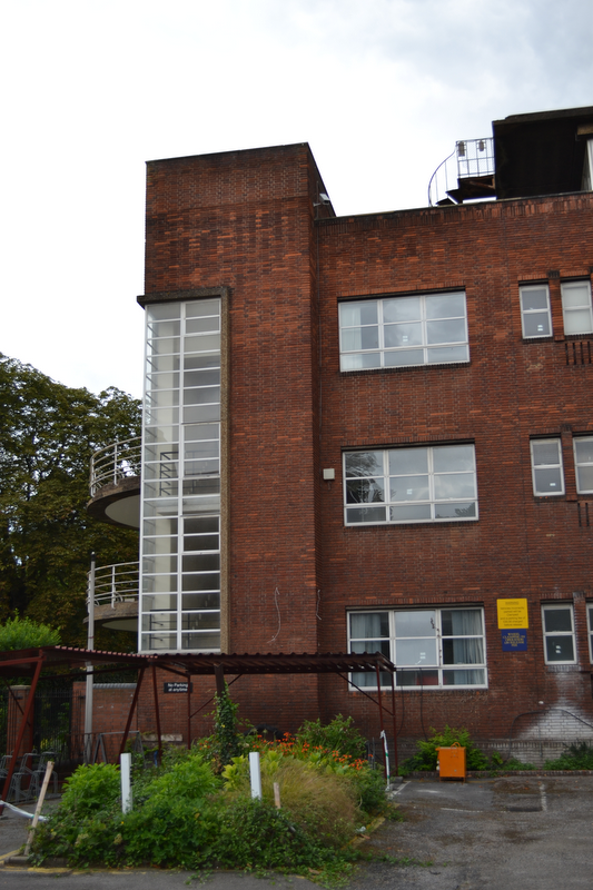 Worth a Shot: Royal Masonic Hospital: Ravenscourt Park