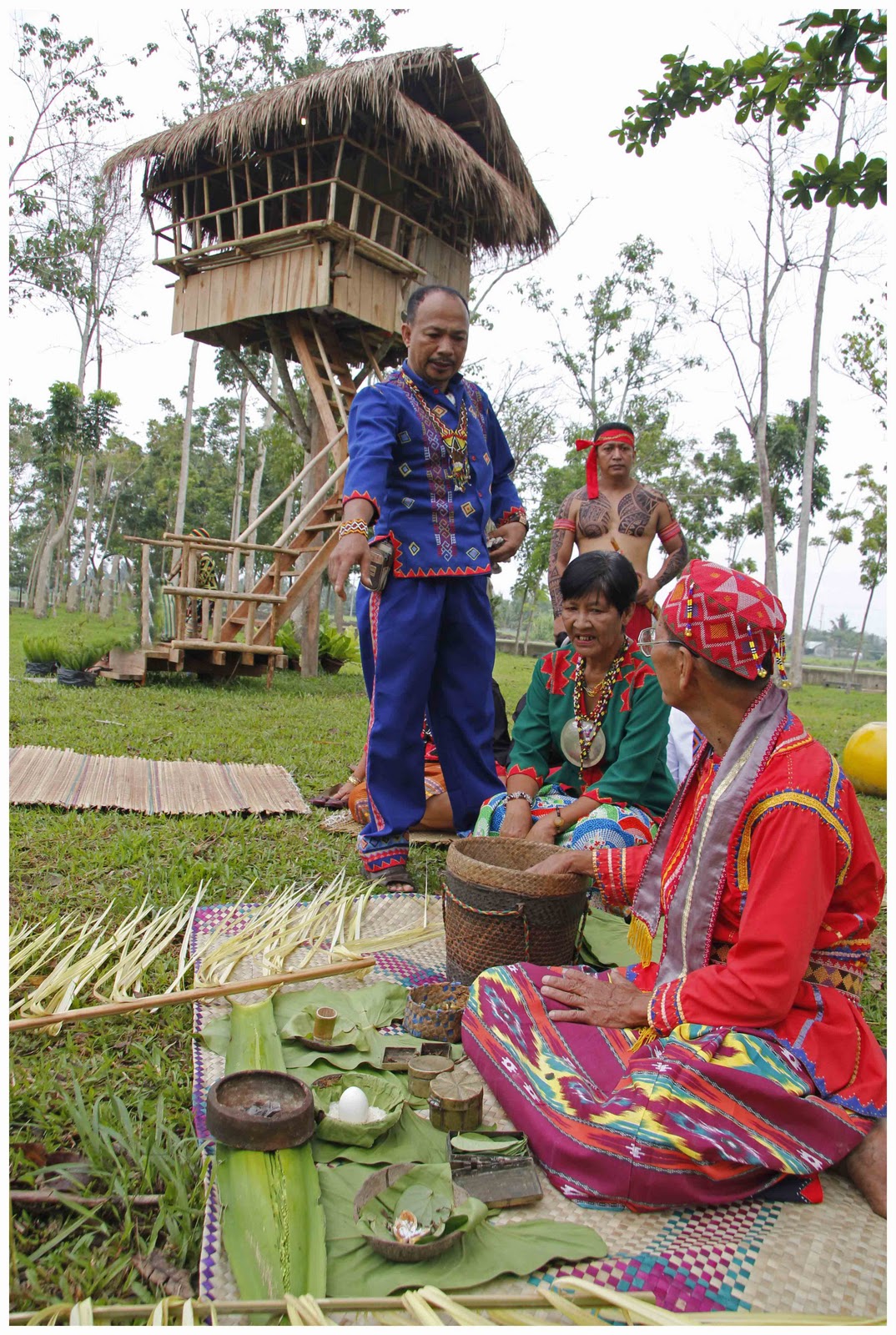 DAYAW TAGUM: Dayaw Photo Gallery