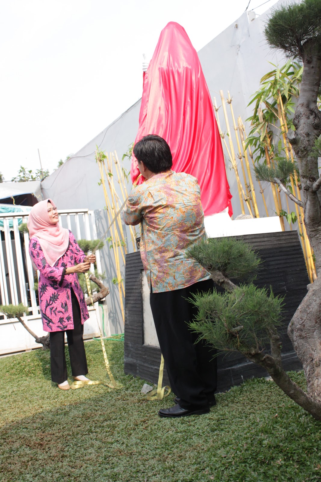 Media Konfusiani 儒 教: Peresmian Patung Nabi Kongzi di Perguruan Setia ...