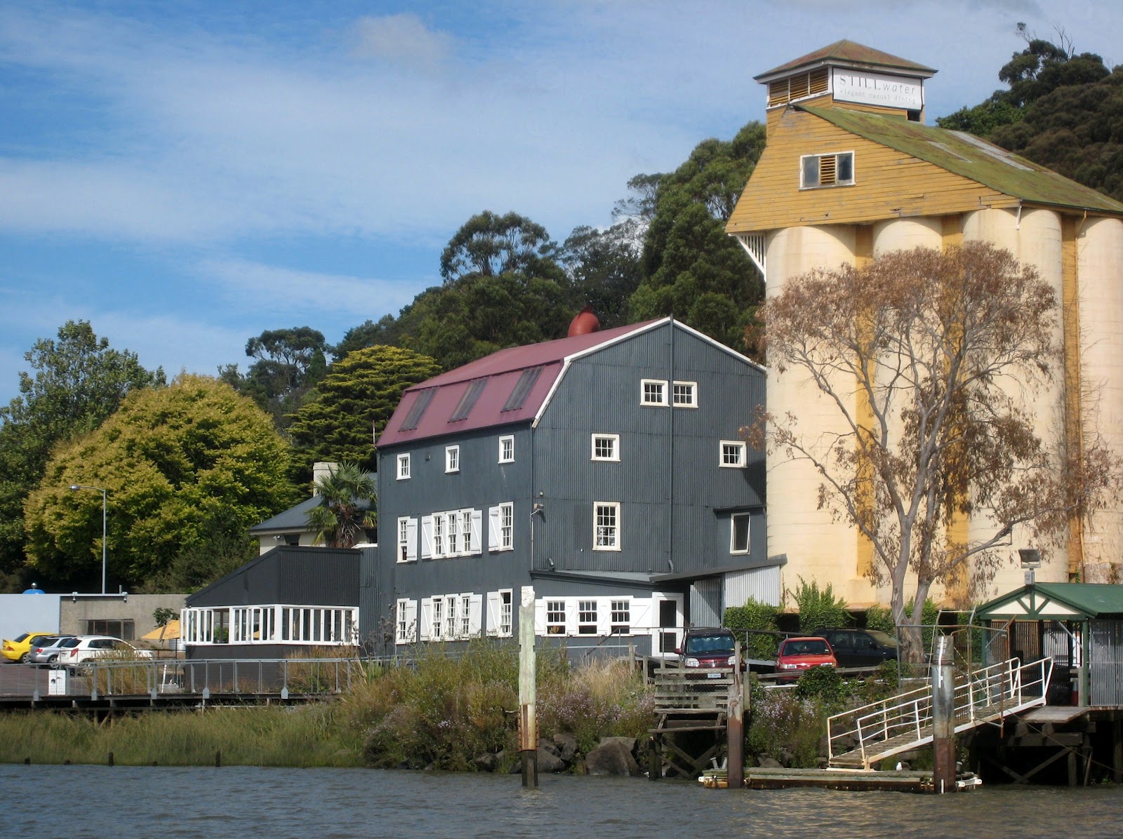 "THE LEYLAND SISTERS": LAUNCESTON - POPULATION: 106,153