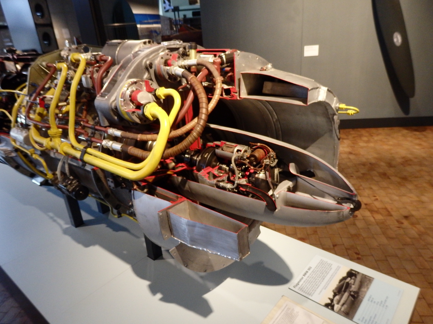 Motor a reacción Junkers Jumo 004 - Empujando el camión