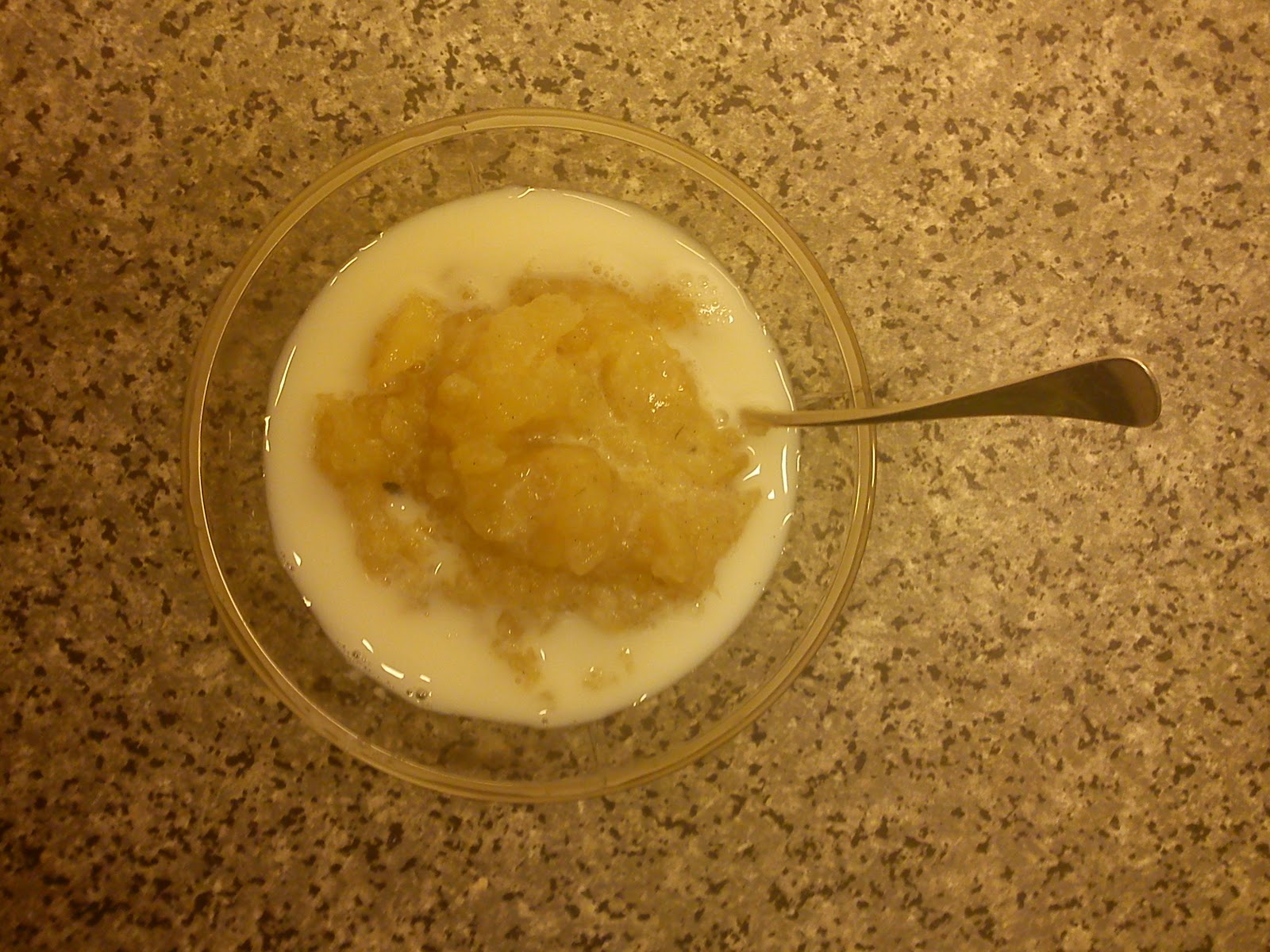 Kitchen of Kiki: Apple mash with rosemary and vanilla