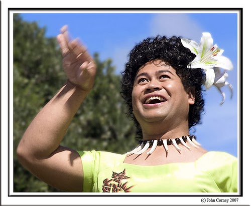 FA'AFAFINES EN SAMOA :'''NO LO SE!!!... ¿O SI?