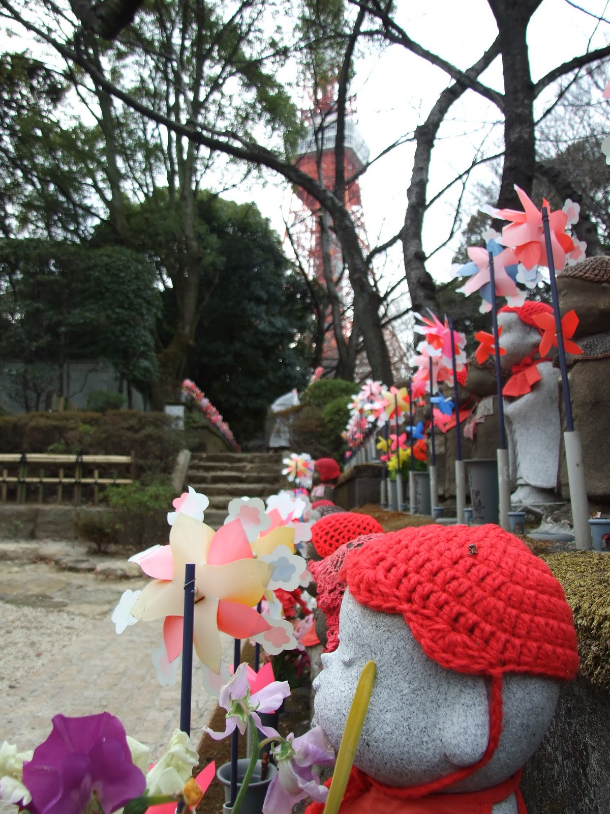 The Giraffability of Digressions: On mizuko kuyo