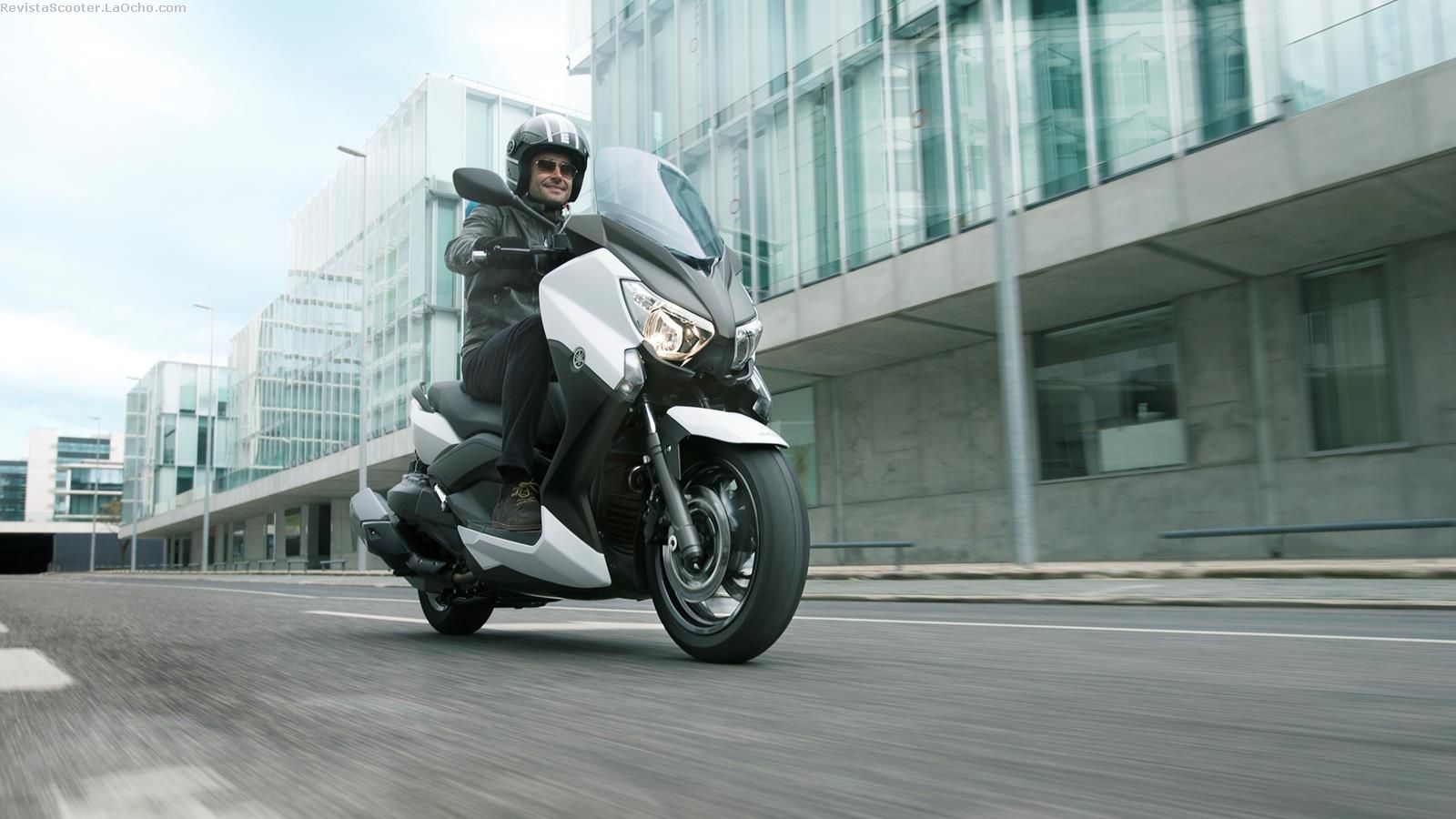 Revista Scooter: Nueva Yamaha X-Max 400 2014