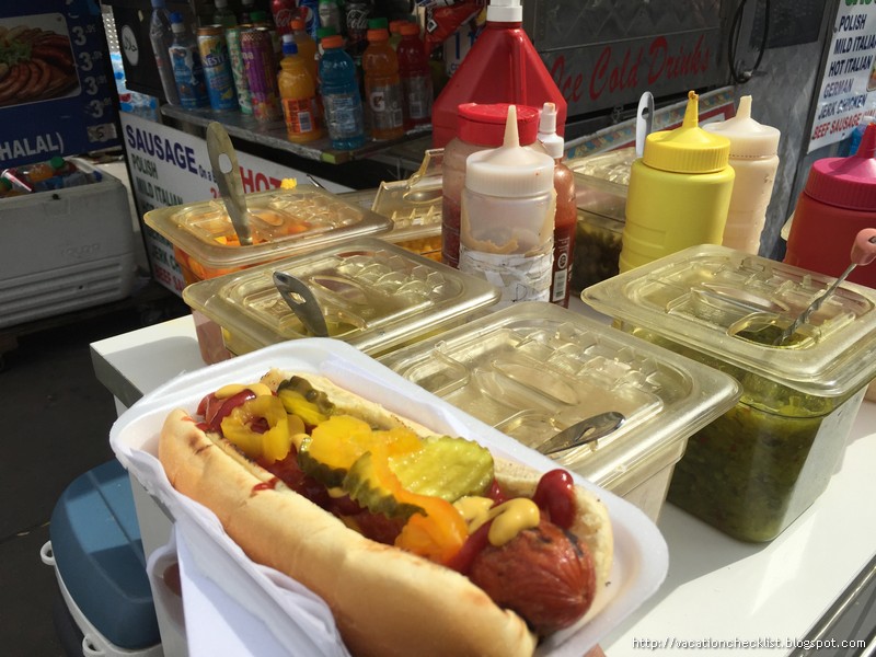 Must-Try Foods in Toronto ,Canada | Tre Loves to Travel