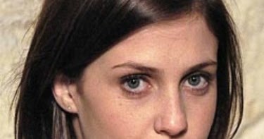 A Bela do Domingo: Christiana Ubach