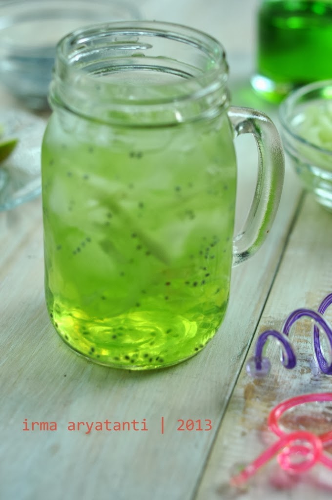 ...panci baris...: Es Timun Selasih