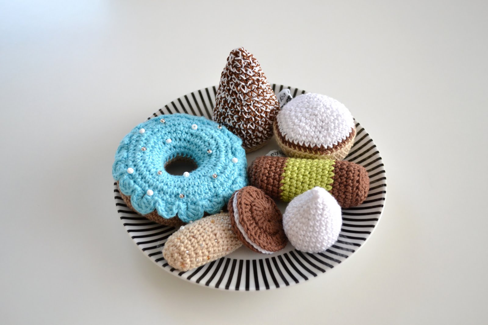 virka liten kaka: Munken till försäljning!