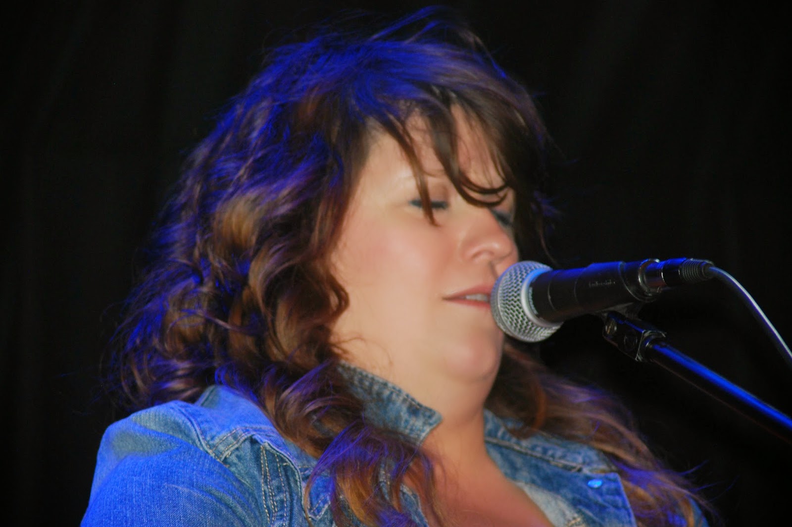 Folk All: BADDIES BOOGIE