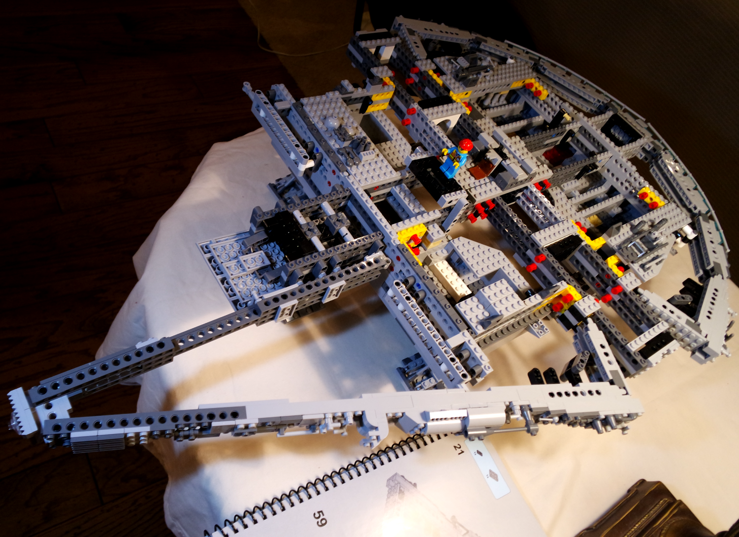 Phi Slamma Camera: Lego 10179 Millennium Falcon - circa 2007 - clone ...