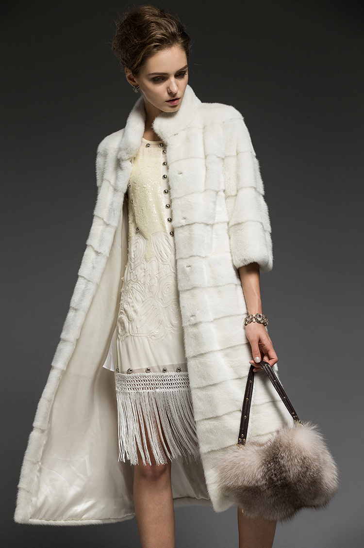 AKLeatherware: Luxe Mink Fur Models