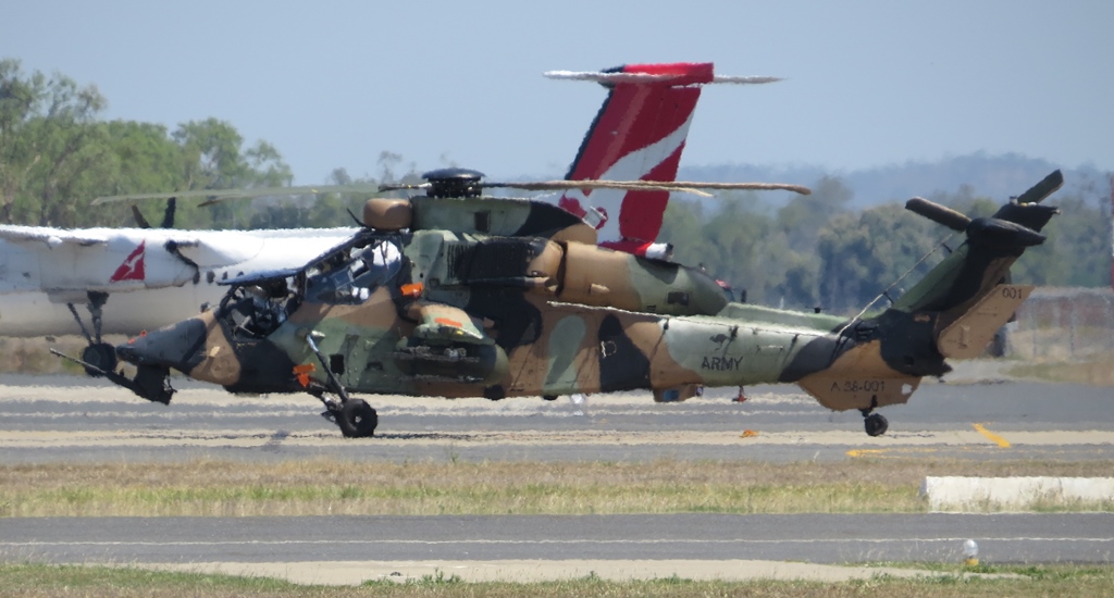 Central Queensland Plane Spotting: Australian Army Eurocopter (ARH ...