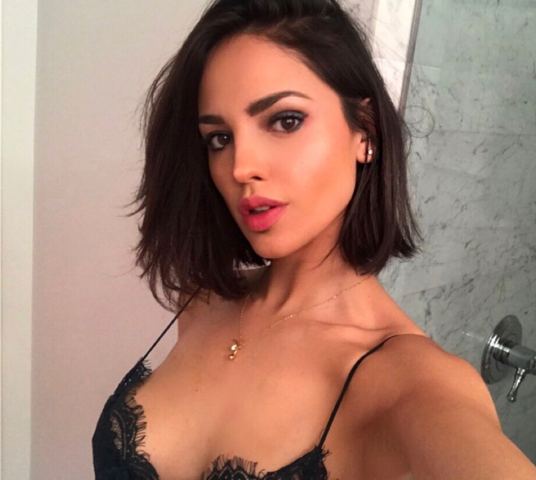 Eiza Gonzalez’s Social Selfies Eiza Gonzalez’s Social Selfies