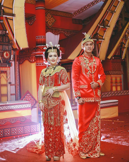 " SANGGAR NUSANTARA DOT COM " | Jakarta: SEWA BAJU ADAT TANA TORAJA DI ...