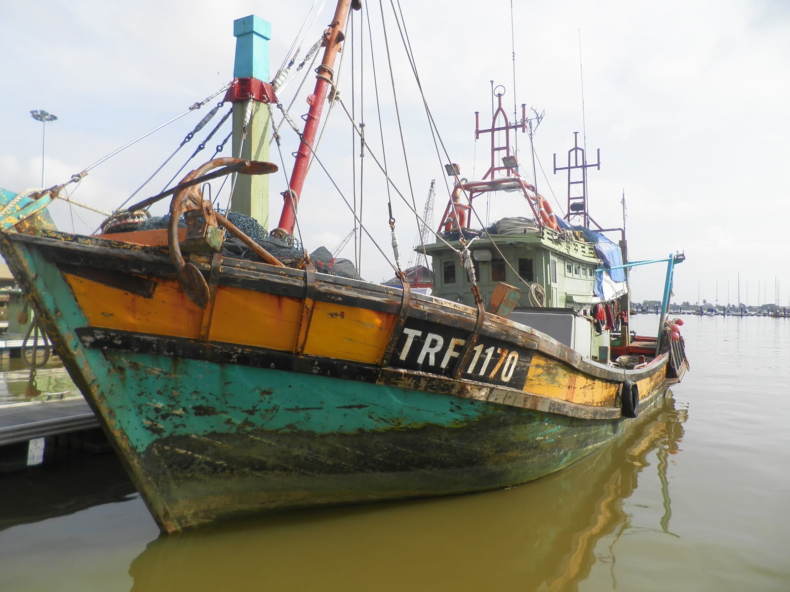NeLaYaN DaSaR LauT: LAWATAN KE PUSAT NELAYAN dan PEMBUATAN BOT DI ...