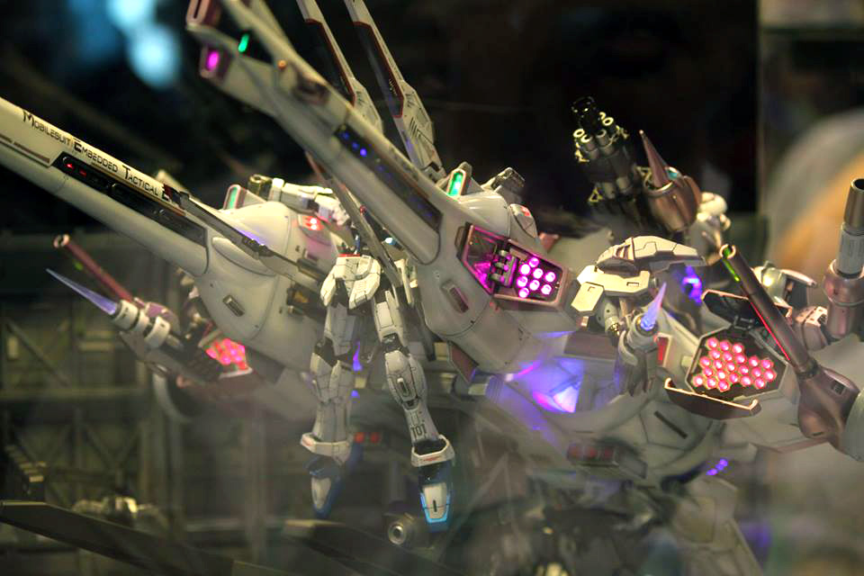 Custom Build: HG 1/144 METEOR Unit + RG Freedom Gundam with LED