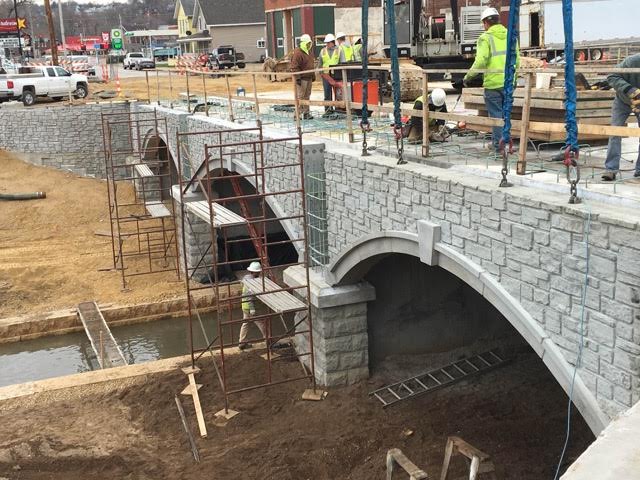 Crest Precast Concrete: Precast Arch Installed in Dubuque, IA