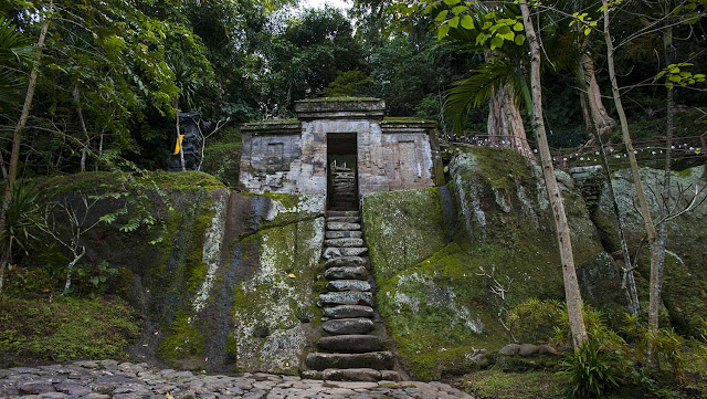 Hidden and little known places: Ancient Site of Goa Garba, Bali, Indonesia