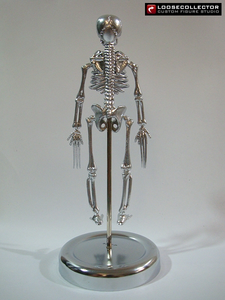 Loosecollector Custom Figures Archive: Wolverine's Adamantium Skeleton