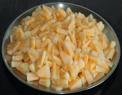 Vidyas Veg Recipes: Chibud rasayana recipe - Mash melon rasayana recipe