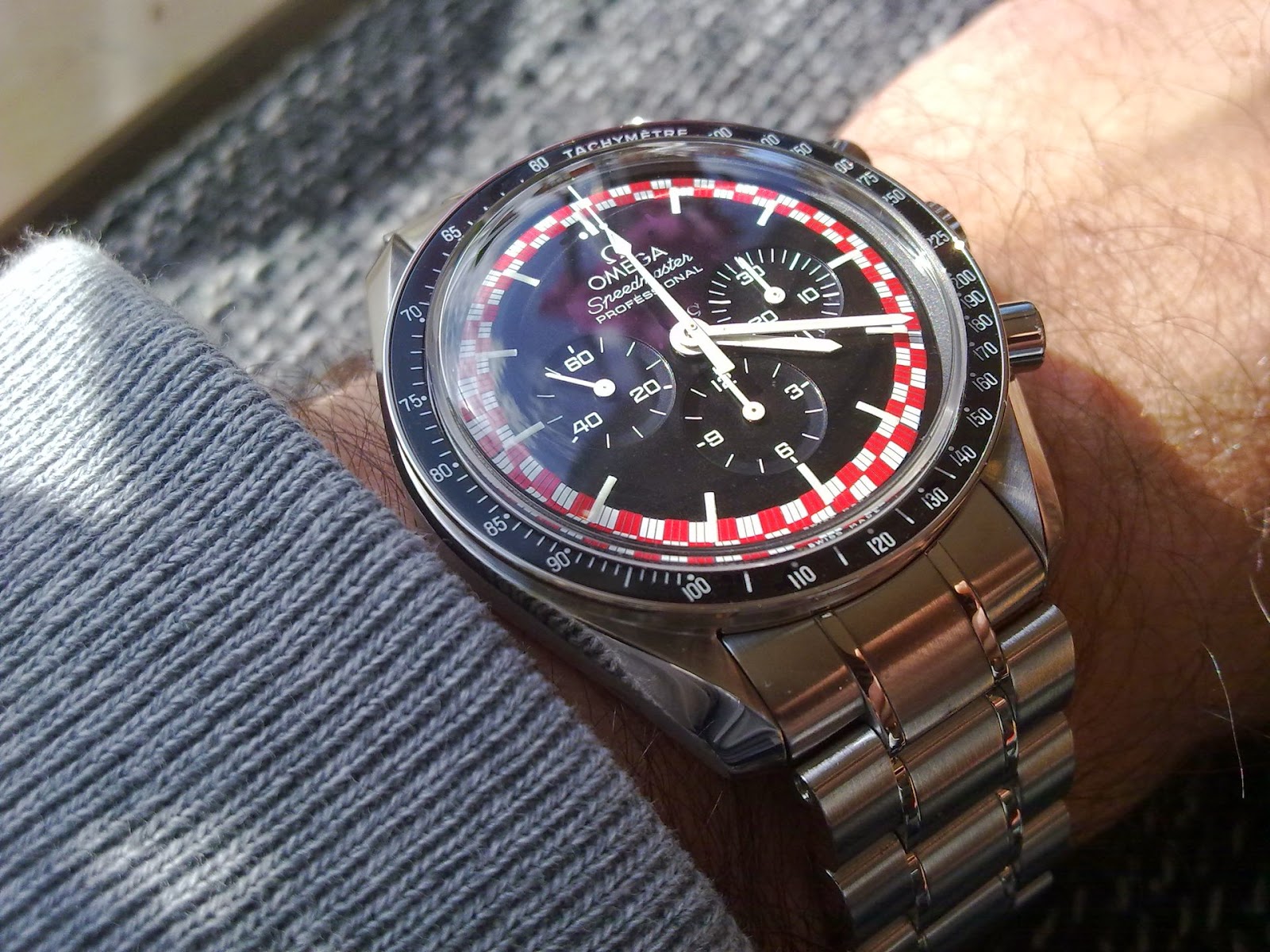 Swiss Design Watches: The new racing watch---Omega Speedmaster Pro Tintin