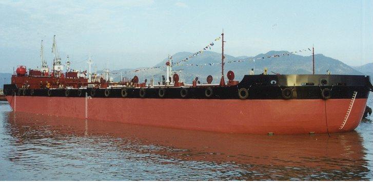 boat information: OIL BARGE FOR SALE